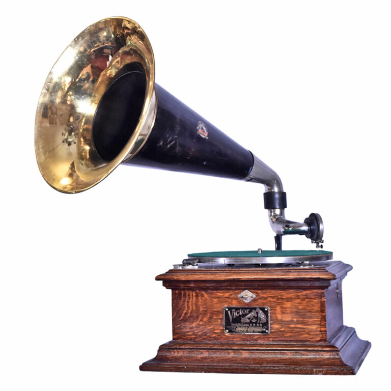 Antique Phonographs - Renaissance Antiques
