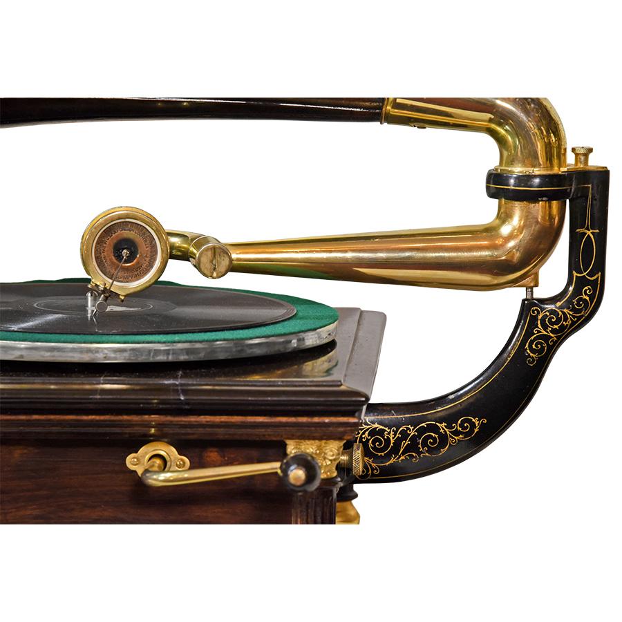 American Victor VI 78 RPM Phonograph with Spearpoint Horn - Renaissance ...