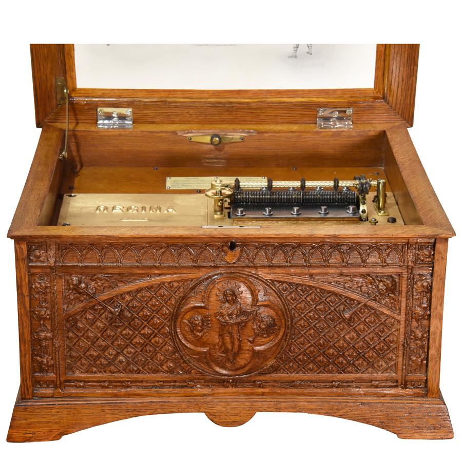 American Regina 15 1/2" Disc Music Box - Renaissance Antiques
