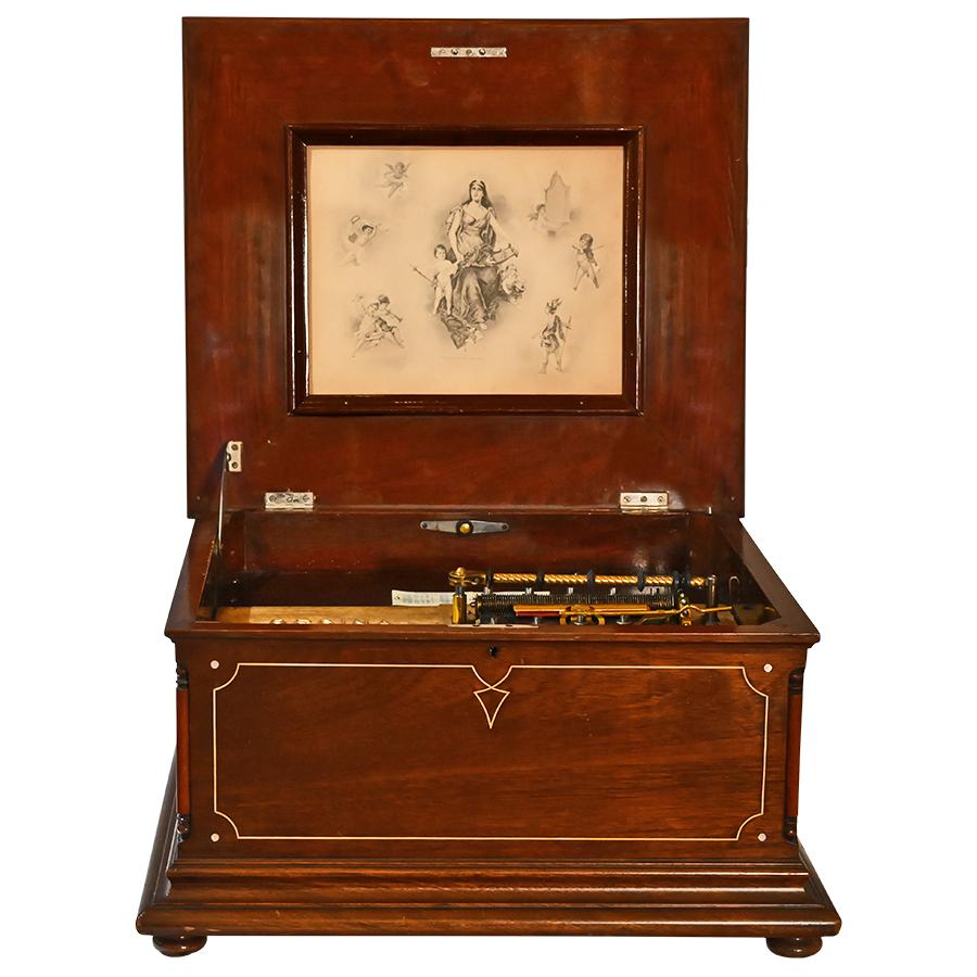 American Regina 15 1/2" Disc Music Box - Renaissance Antiques