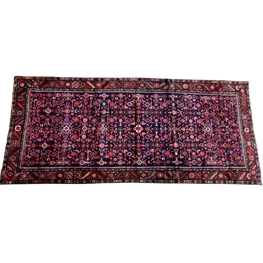 Persian Zanjan Wool Rug - Renaissance Antiques