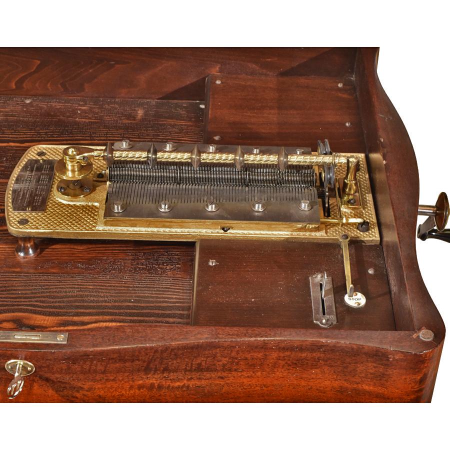 American Regina 20 3/4" Disc Music Box - Renaissance Antiques