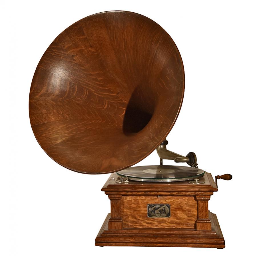 American Victor Model V Phonograph - Renaissance Antiques